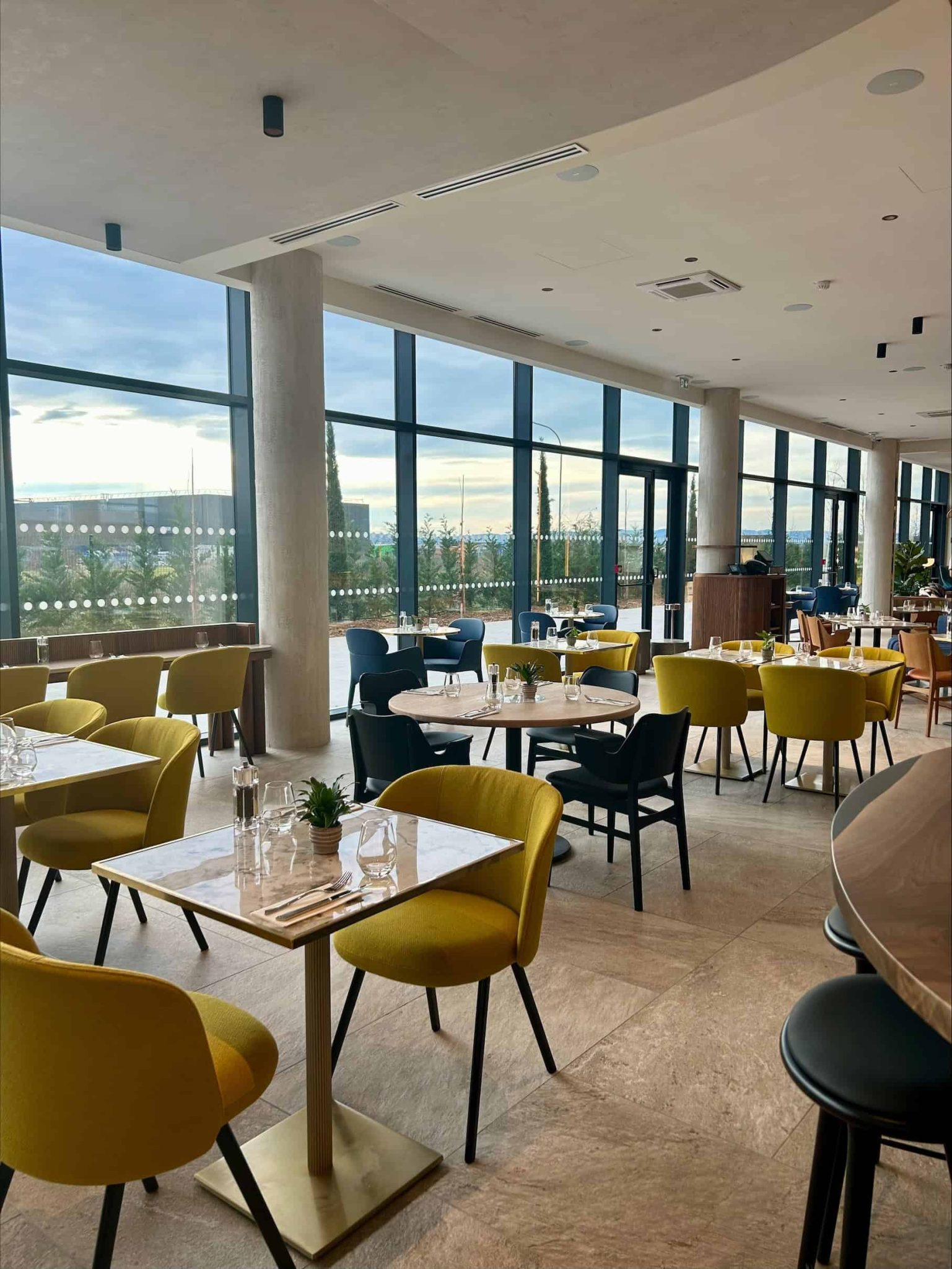 Parker Restaurant Lyon Genas – Restaurant • Brasserie Franco-Américaine située à Lyon Genas ...